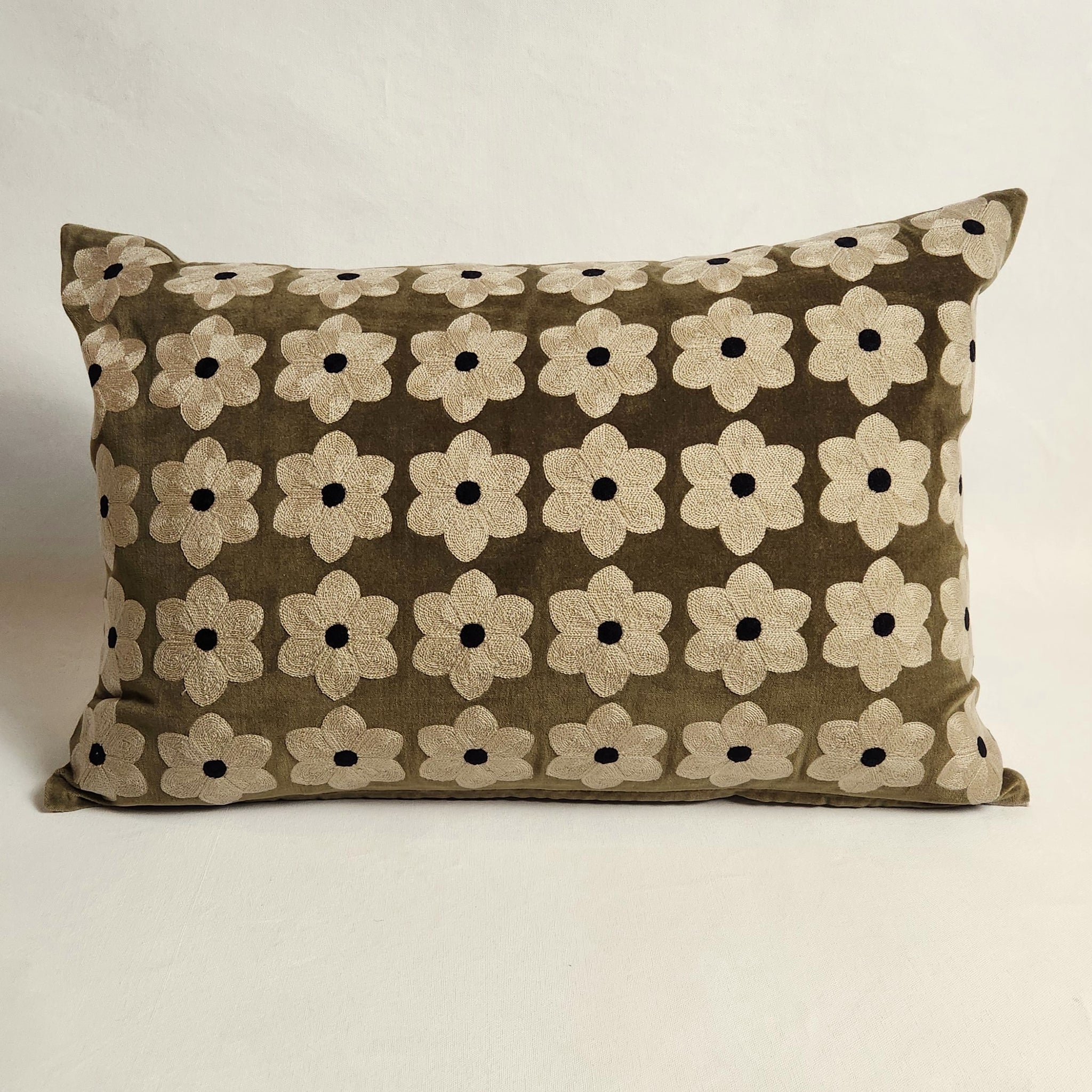 Daisy Cushion - Moss Green